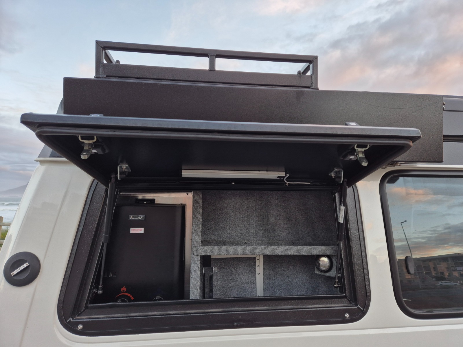 Fully converted (2023), self-sufficient Toyota Landcruiser 78 Troopy ...